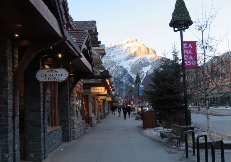 Banff Shopping | Banff Ski Shops