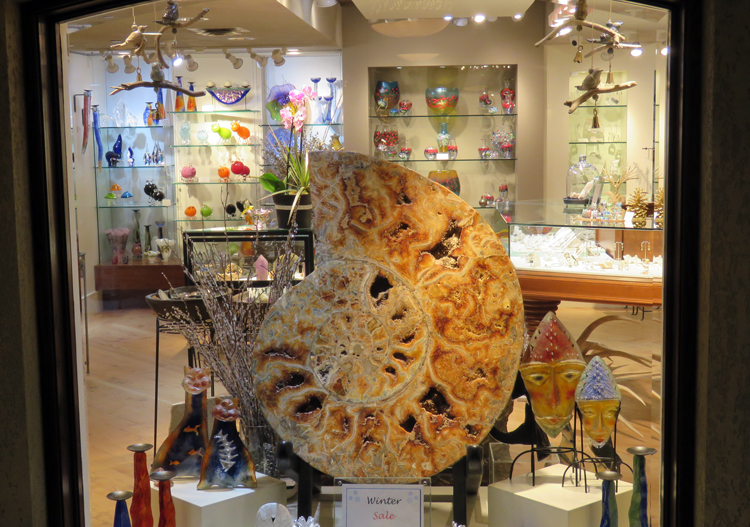 Banff Shopping | Banff Ski Shops