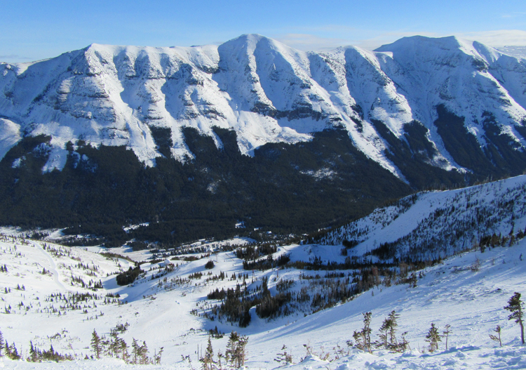 Castle Mountain Ski Resort | Ski Castle Canada