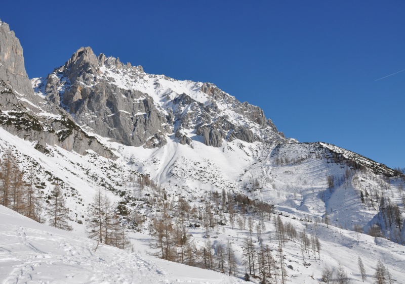 Dachstein Glacier Ski Resort Info Guide | Ramsau-Dachstein Austria Review