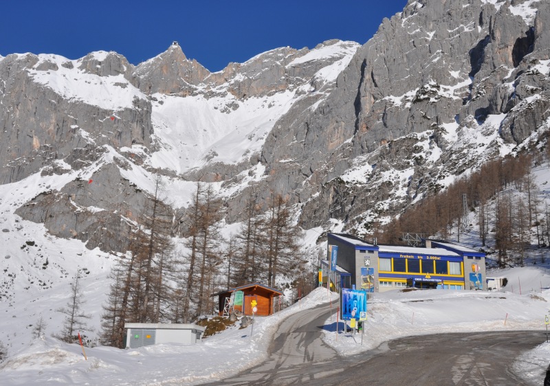 Dachstein Glacier Ski Resort Info Guide | Ramsau-Dachstein Austria Review