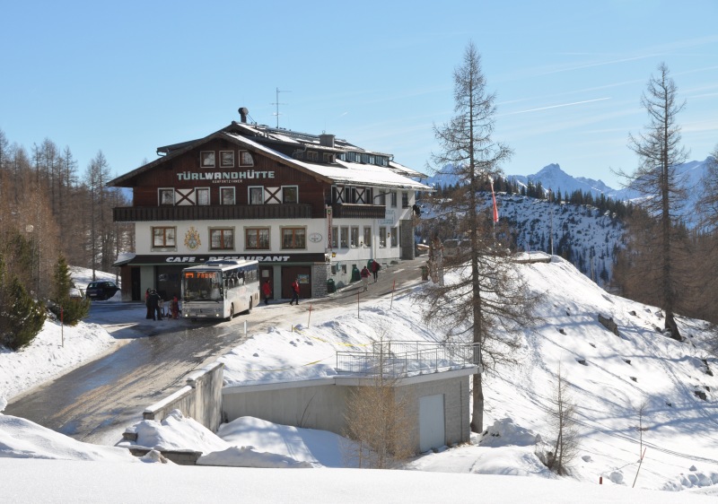 Dachstein Glacier Ski Resort Info Guide | Ramsau-Dachstein Austria Review