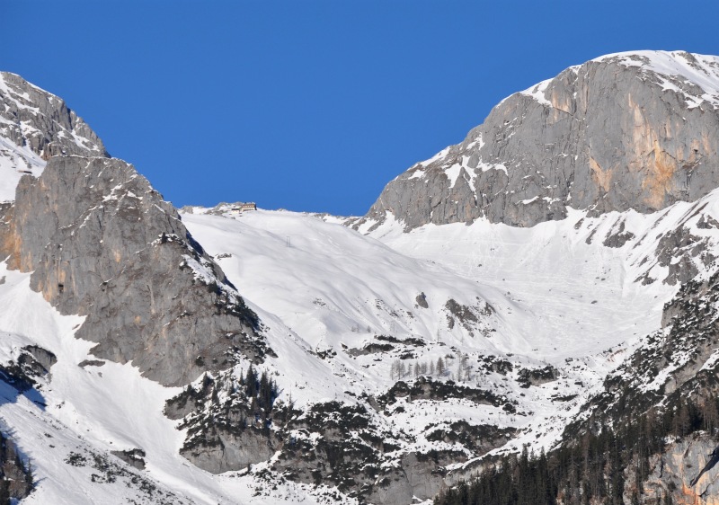 Dachstein Glacier Ski Resort Info Guide | Ramsau-Dachstein Austria Review