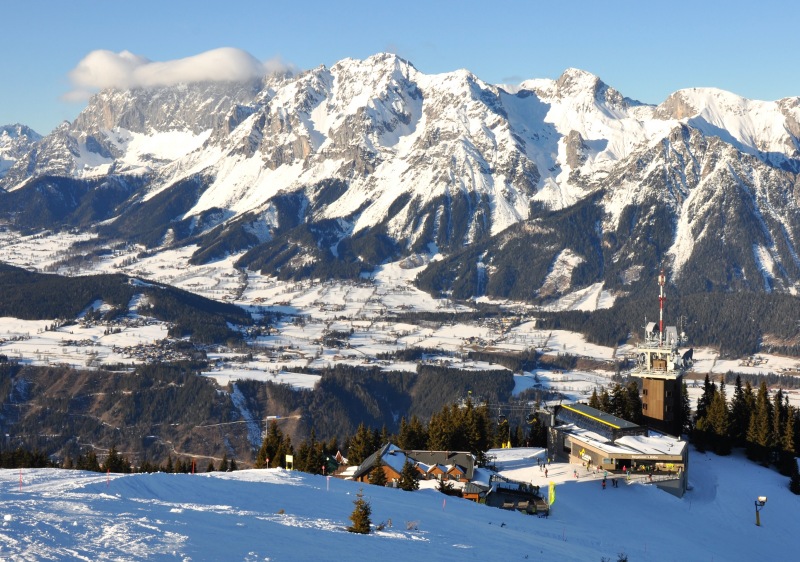 Dachstein Glacier Ski Resort Info Guide | Ramsau-Dachstein Austria Review