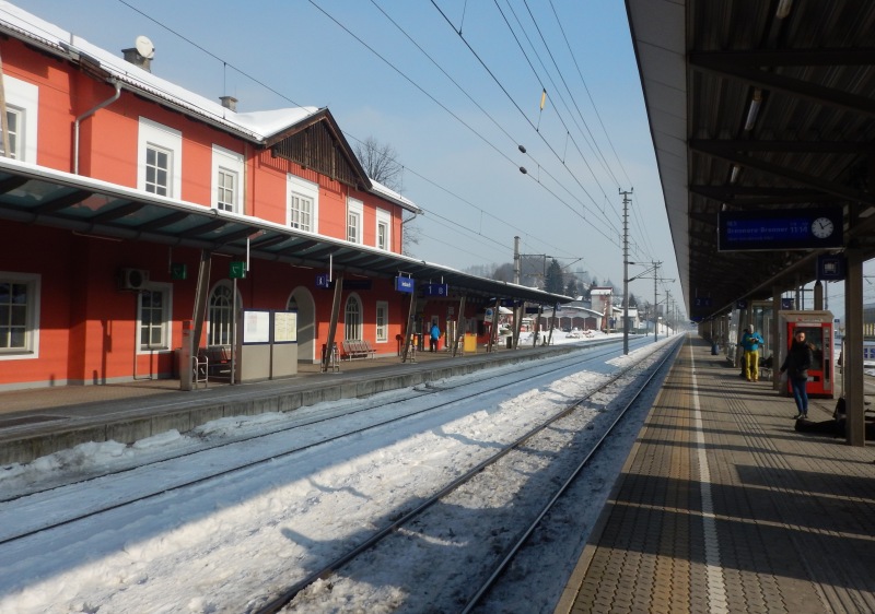 Travel to Hintertux Glacier | Hintertux Transfers, Bus & Train Transport