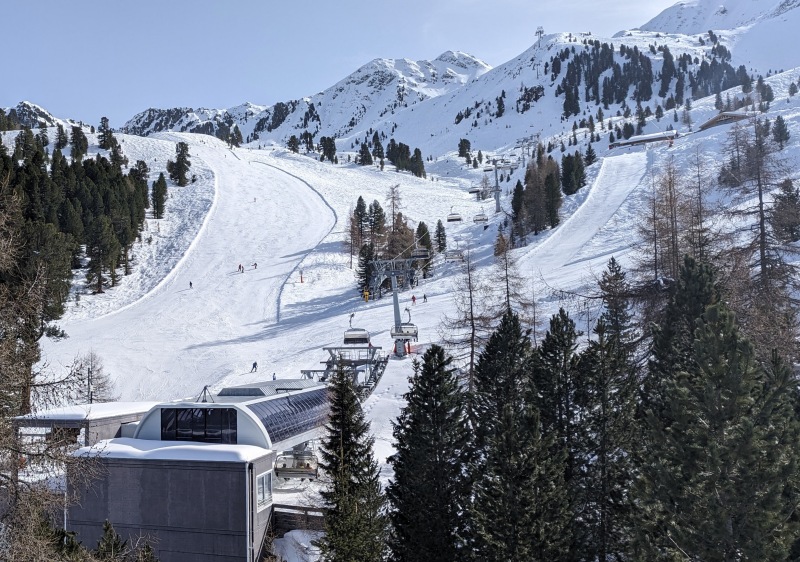 Hochoetz Ski Lessons & Guiding | Oetz Ski & Snowboard Instructors & Guides