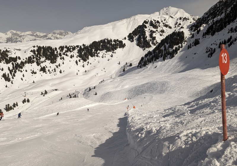 Hochoetz Ski Lessons & Guiding | Oetz Ski & Snowboard Instructors & Guides