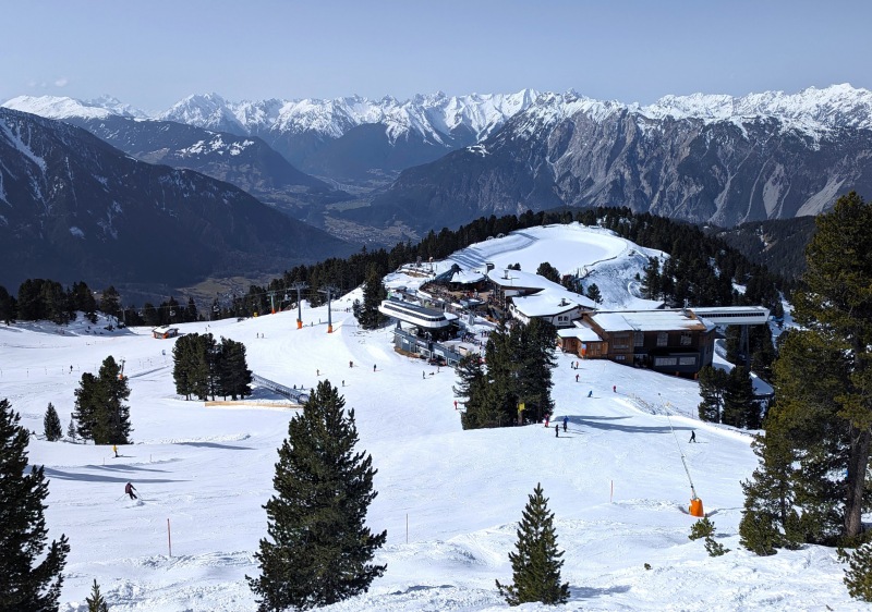 Hochoetz Ski Resort Info Guide | Hochoetz Oetztal Austria Review