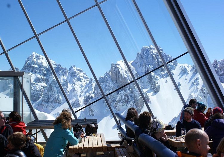 Innsbruck Ski Resorts Info Guide | Innsbruck Tirol Austria Review