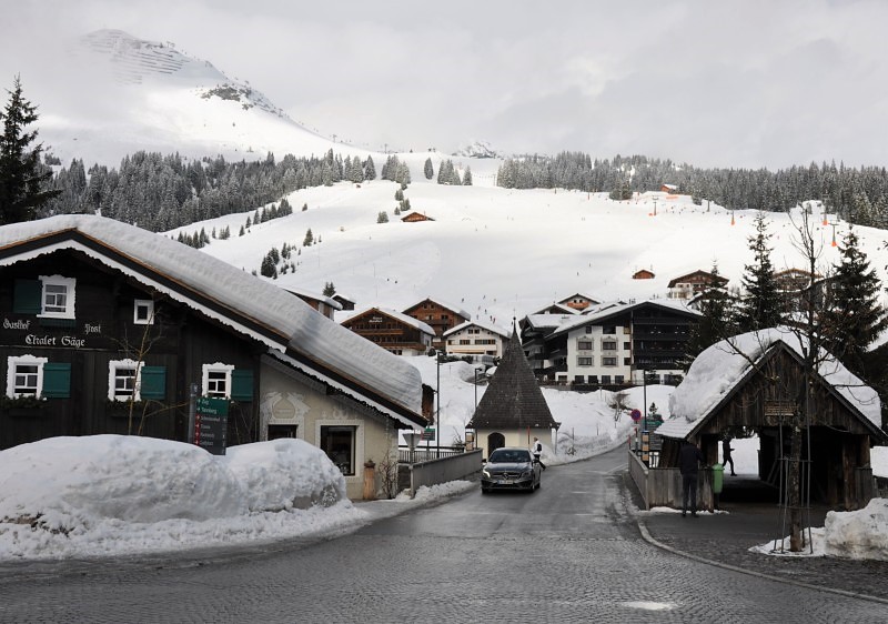 Travel to Lech Austria | Lech Flights, Train, Bus, Taxi & Transfers
