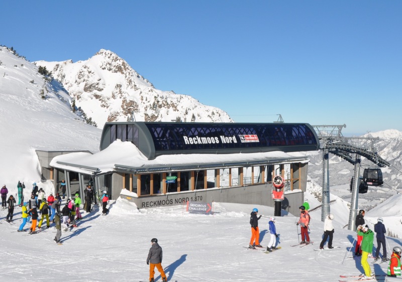 SkiCircus Saalbach Skiing & Snowboarding | Ski Lifts, Terrain & Trail Maps