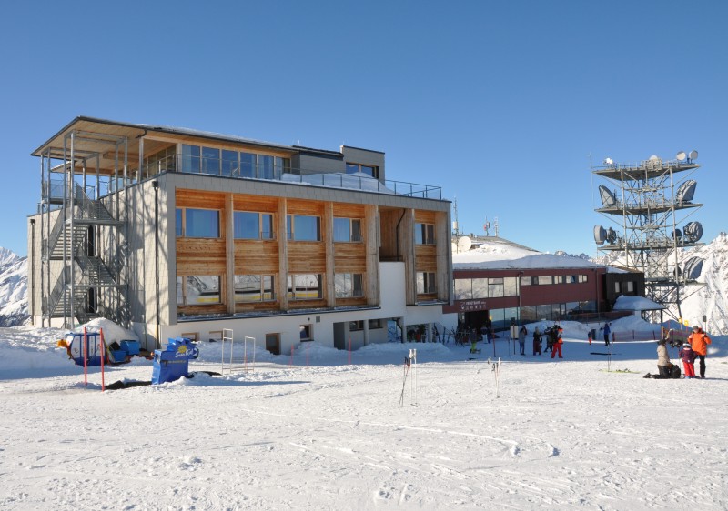 Venet Ski Resort Info Guide| Landeck-Zams Austria Review
