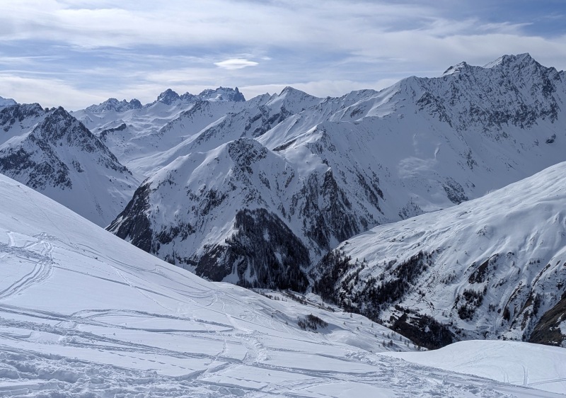 Galibier Thabor Ski Resort Info Guide | Valloire - Valmeinier France Review