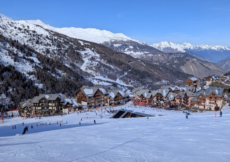 Galibier Thabor Ski Resort Info Guide | Valloire - Valmeinier France Review