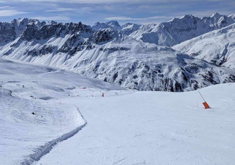 Galibier Thabor Ski Resort Info Guide | Valloire - Valmeinier France Review