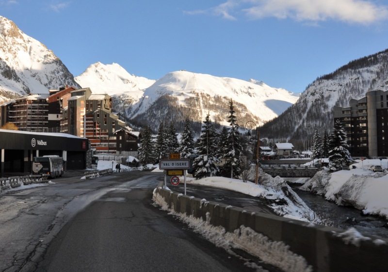 Travel to Val d'Isere | Val d'Isère Transfers, Car Rental, Train & Bus