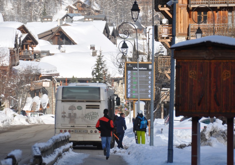 Travel to Val d'Isere | Val d'Isère Transfers, Car Rental, Train & Bus
