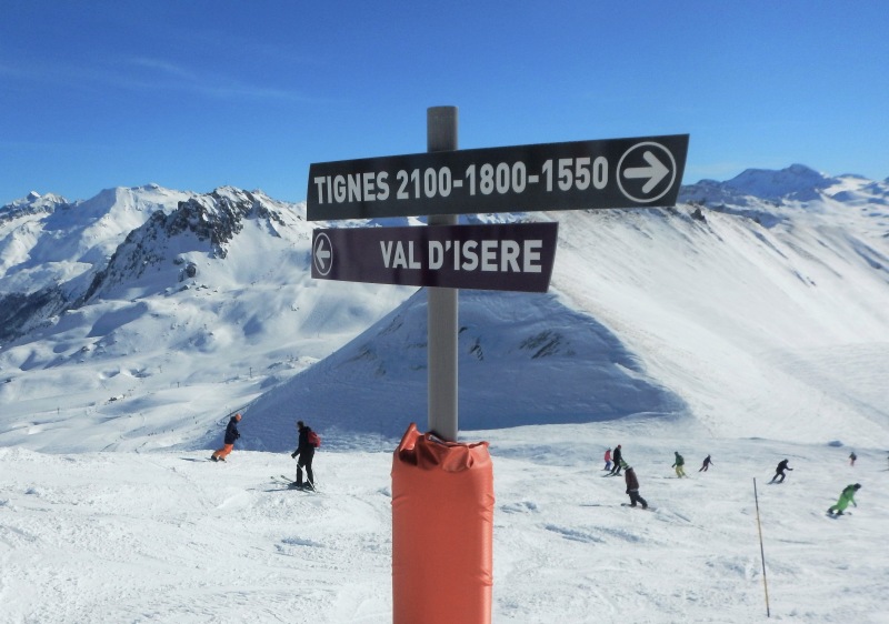 Travel to Val d'Isere | Val d'Isère Transfers, Car Rental, Train & Bus