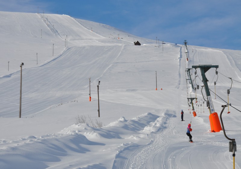 Dalvik Ski Resort Info Guide | Dalvik Boggvisstadafjall Troll Peninsula ...