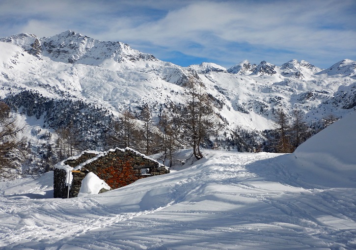 Italy Ski Resorts | Snow in Italy | Italian Alps & Dolomites Skiing ...