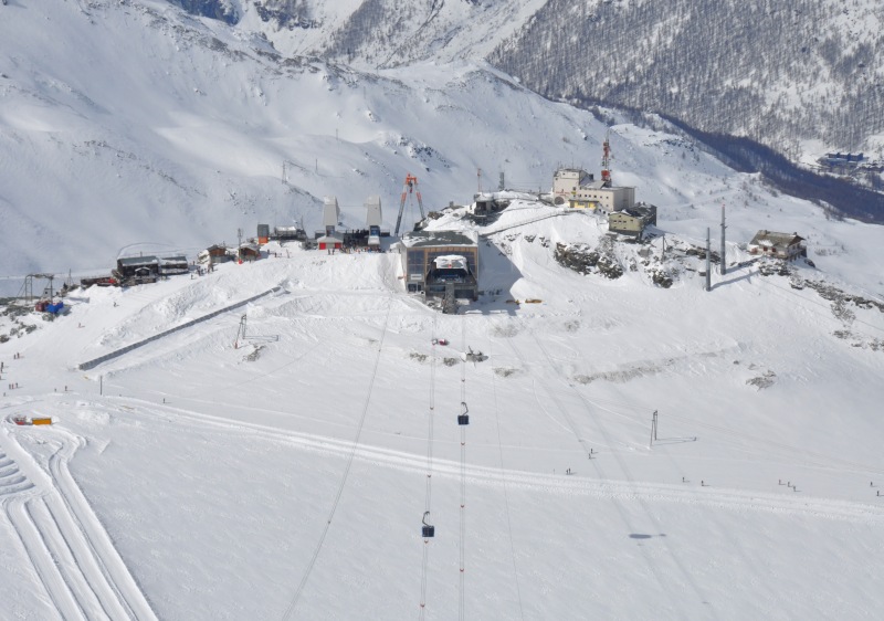 Cervinia Skiing & Snowboarding | Ski Lifts, Terrain, Lift Passes ...