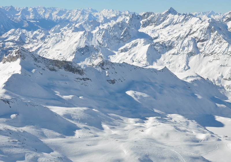 Cervinia Skiing & Snowboarding | Ski Lifts, Terrain, Lift Passes ...