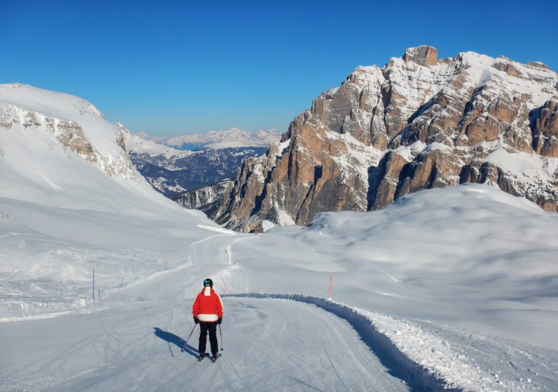 Cortina Skiing & Snowboarding | Cortina d'Ampezzo Ski Lifts, Terrain ...