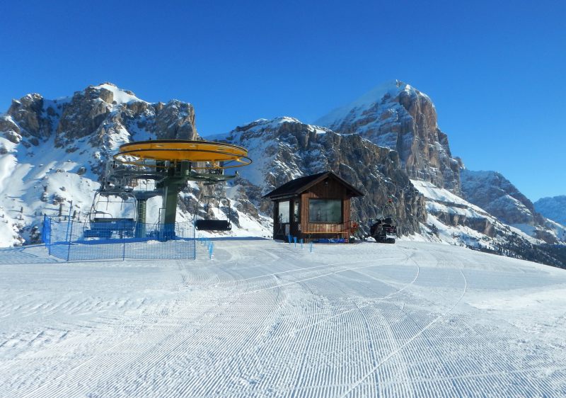 Cortina Skiing & Snowboarding | Cortina d'Ampezzo Ski Lifts, Terrain ...