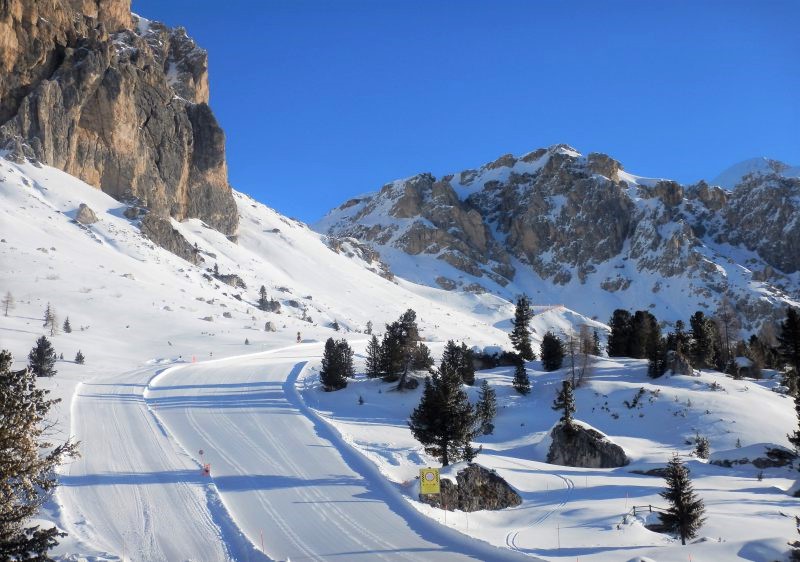 Cortina Skiing & Snowboarding | Cortina d'Ampezzo Ski Lifts, Terrain ...