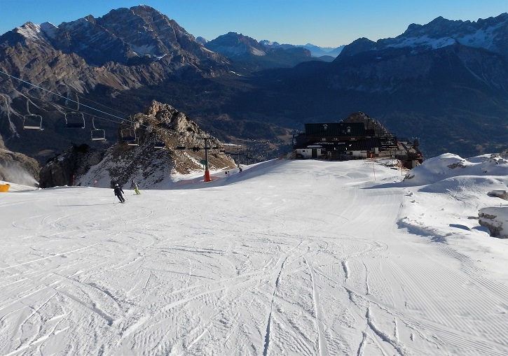 Cortina Skiing & Snowboarding | Cortina d'Ampezzo Ski Lifts, Terrain ...