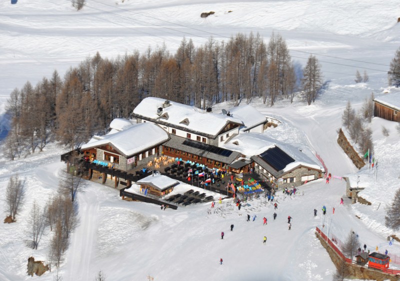 Madesimo Ski Resort Info Guide | Valchiavenna Italy Review
