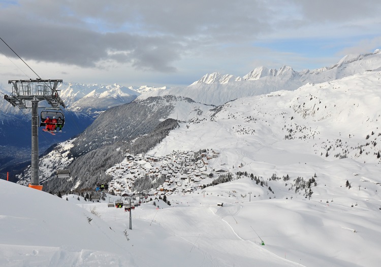 Aletsch Arena Skiing & Snowboarding | Aletsch Arena Ski Lifts, Terrain ...