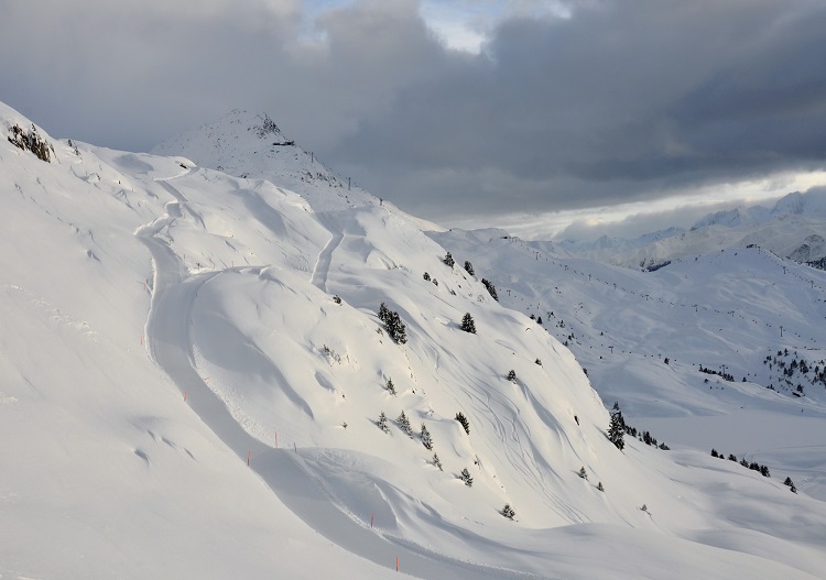 Aletsch Arena Skiing & Snowboarding | Aletsch Arena Ski Lifts, Terrain ...