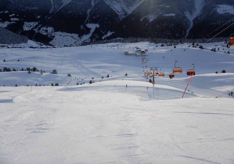 Aletsch Arena Skiing & Snowboarding | Aletsch Arena Ski Lifts, Terrain ...