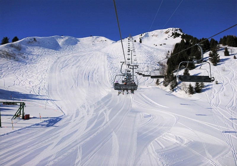 Champoussin Ski & Snowboard Lessons & Guiding | Ski Instructors & Guides