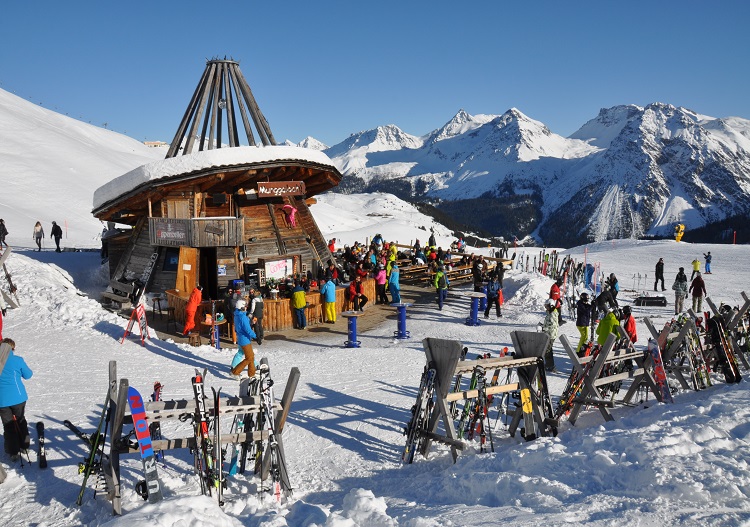 Chur | Grisons (Graubunden) | Graubünden Ski Resorts | Info & Review