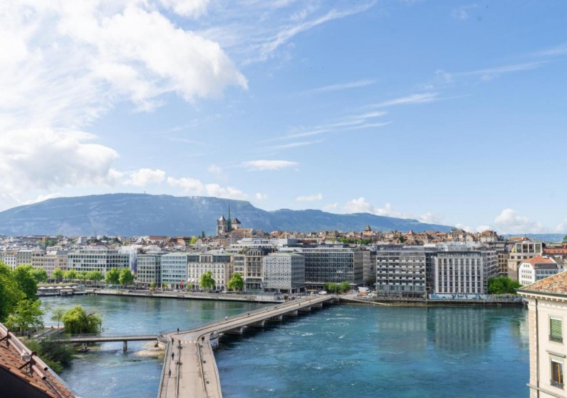 Geneva City & Airport Info Guide | Genève Switzerland Review