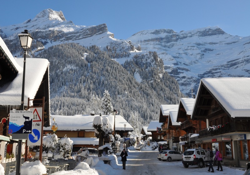 Glacier 3000 Ski Resort Info Guide | Les Diablerets Switzerland Review