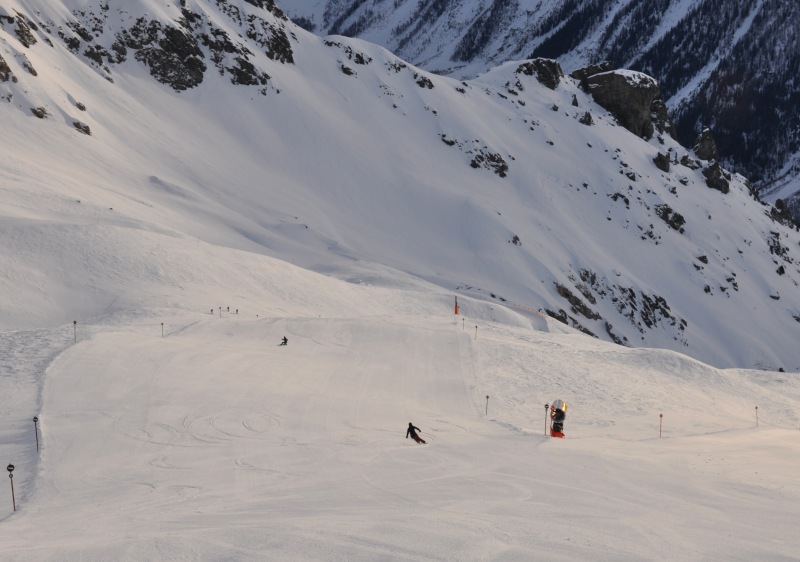 Lauchernalp Ski Resort Info Guide | Lötschental Switzerland Review