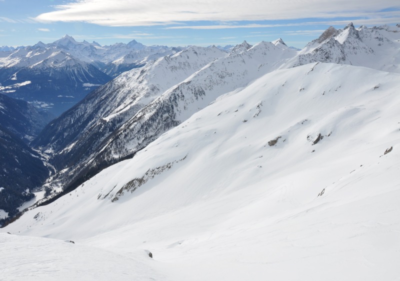 Lauchernalp Ski Resort Info Guide | Lötschental Switzerland Review