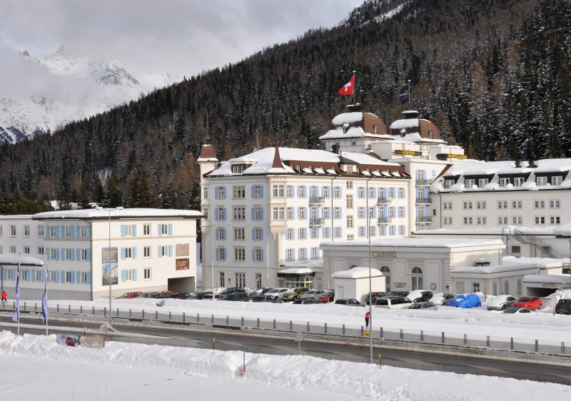 St Moritz Activities | Engadin Valley Winter Trails | Scenic Flights ...