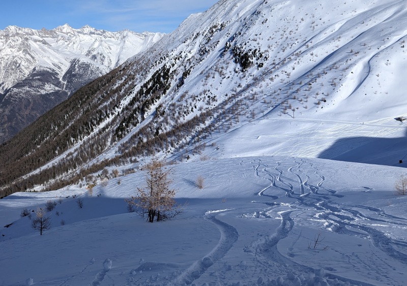 Unterbäch Ski Resort Info Guide | Unterbaech, Wallis, Switzerland Review