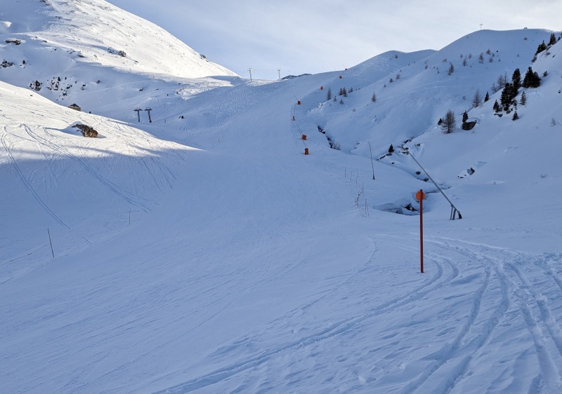 Unterbäch Ski Resort Info Guide | Unterbaech, Wallis, Switzerland Review