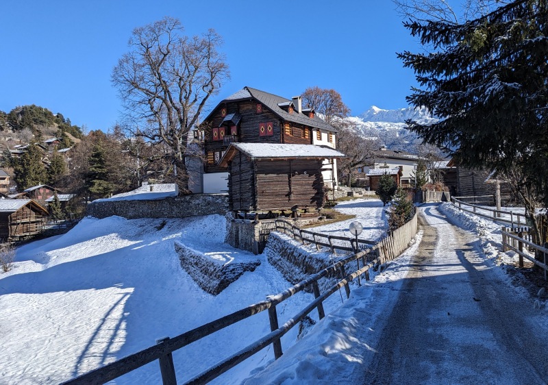 Vercorin Ski Resort Info Guide | Val d'Anniviers Switzerland