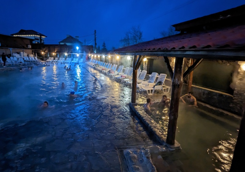 Snomads Ski & Snowboard Packages | Bansko Bulgaria | Zakopane Poland