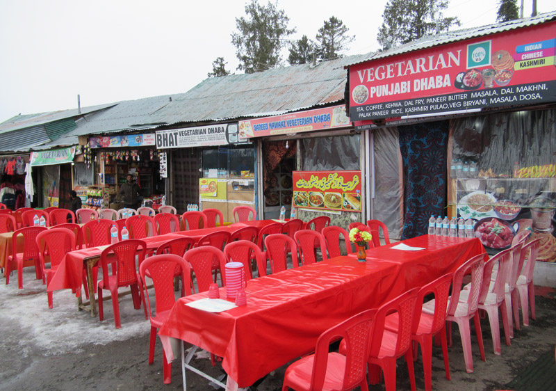 Gulmarg Restaurants | Gulmarg Nightlife, Bars