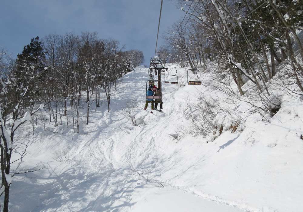 Hakuba Iwatake Ski Resort | Skiing Ratings, Snow