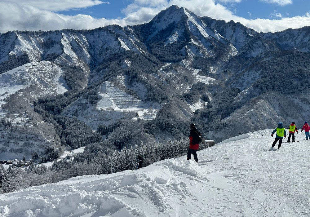 Ishiuchi Maruyama Ski Resort Yuzawa