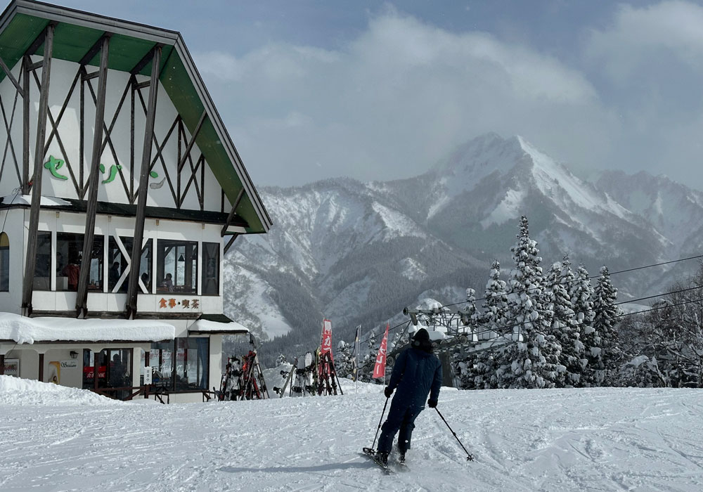 Ishiuchi Maruyama Ski Resort Yuzawa