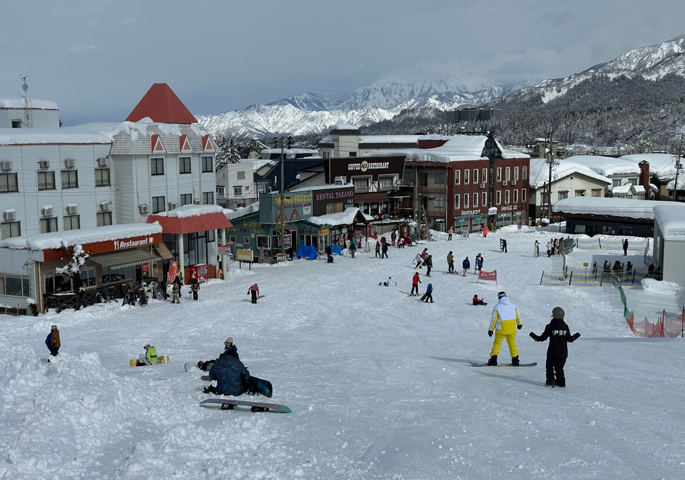 Ishiuchi Maruyama Ski Resort Yuzawa